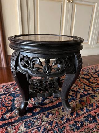 Tavolino in legno e base in marmo rosa