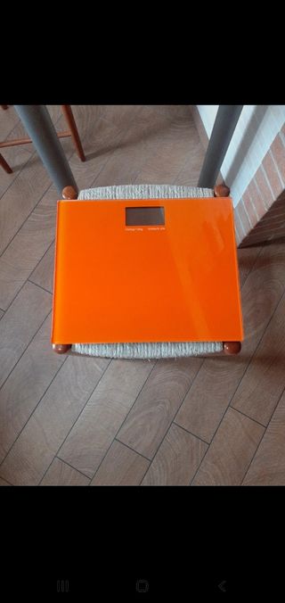 bilancia pesa persone 