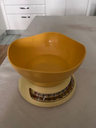 Bilancia manuale da cucina