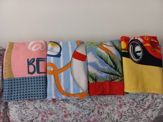 4 asciugamani spiaggia nuovi