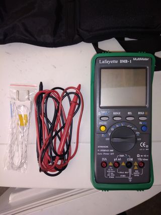 Multimetro digitale