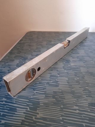 Revola da 50cm ottima per lavori di muratura.