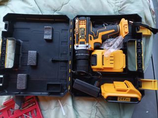 avvitatore svitatore percussioni 24 w