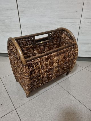 Porta Riviste in vimini e legno