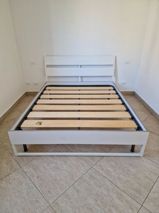 Letto matrimoniale con rete