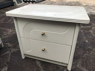 Set comodini più specchi 