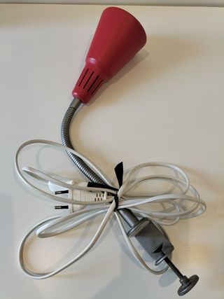 Lampada da tavolo rosso/argento IKEA