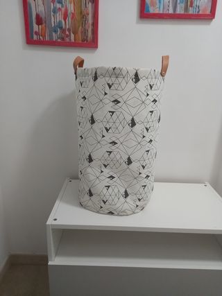 Comodo cesto per biancheria o giocattoli 