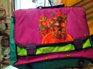zaino a cartella con cinture