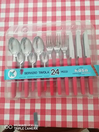 set 24 posate