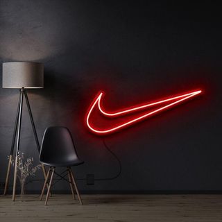 Logo Nike da parete luminoso
