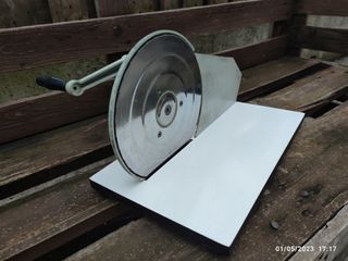 affettatrice manuale 