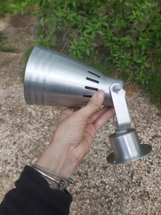 lampada argento da scrivania o muro