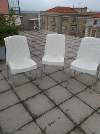 Tavoli SCAB 70x70x75 e sedie