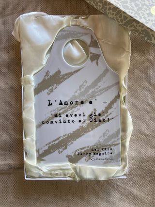 Quadro in ceramica con scritta 