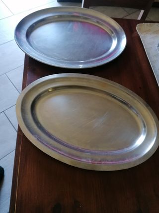 vassoi in acciaio 31x44 cm