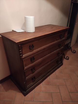 Comò in legno