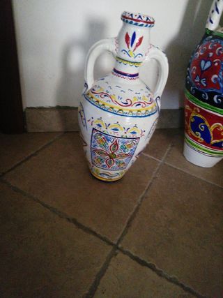 ceramica dipinta a mano