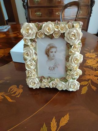 Cornice foto o specchio Nuova con rose 3D