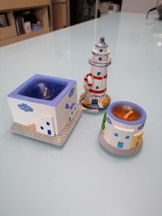 Set 2 candele + statuetta a forma di faro