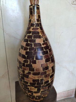 Vaso artigianale a mandolino.