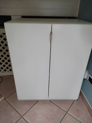 Armadio laccato bianco