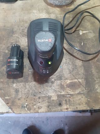 batterie e caricabatterie wurth 10.8v 2,0ah