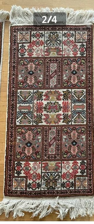 2 tappeti scendiletto Tunisini originali 