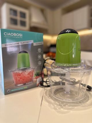 Tritatutto elettrico e professionale