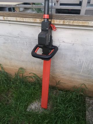 taglia siepe, decespugliatore, tosa erba 