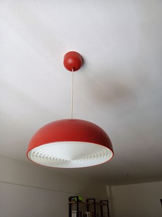 Lampada a sospensione rossa