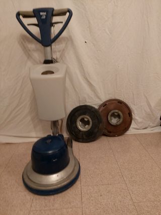 Monospazzola con accessori