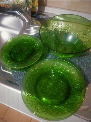 set incompleto di piatti vintage