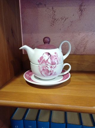 Teiera con tazza