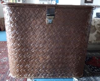 Cesto in Vimini Dipinto in Marrone