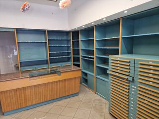Mobili ex cartoleria