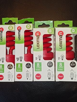 4 lampadine rosse