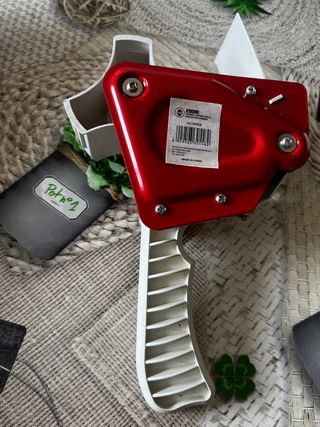 Distributore tiranastro con frizione