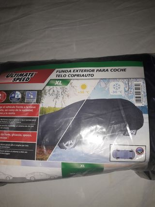 copriauto nuovo con confezione originale.