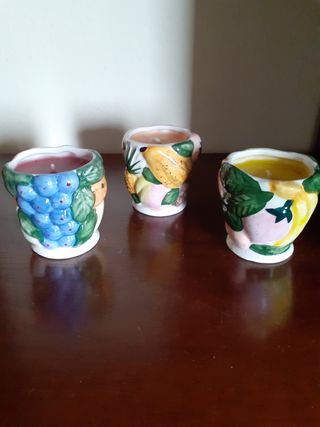 3 vasetti in ceramica con candele vintage