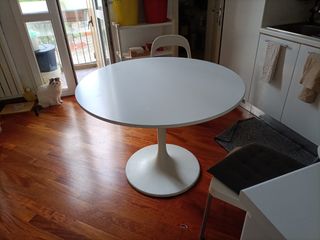 Tavolo tondo Ikea come nuovo ritiro a casa