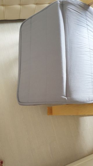 Poltrona Poäng a dondolo + poggia piedi regolabi