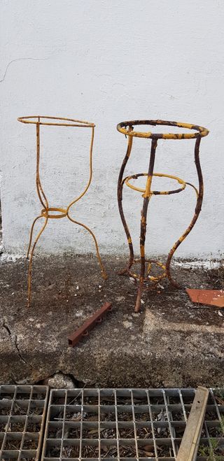 Lavamani portavasi antico ferro battuto