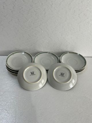 Piattini in fine porcelani da caffè