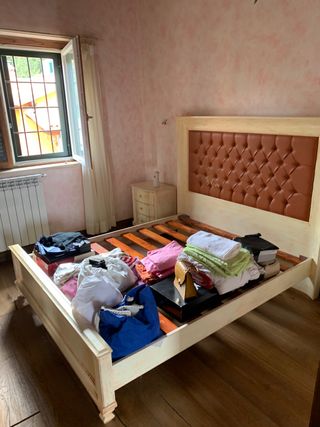 Letto matrimoniale in vero legno massello