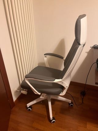 Sedia da ufficio ergonomica