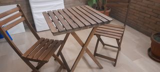 tavolo e sedie pieghevoli