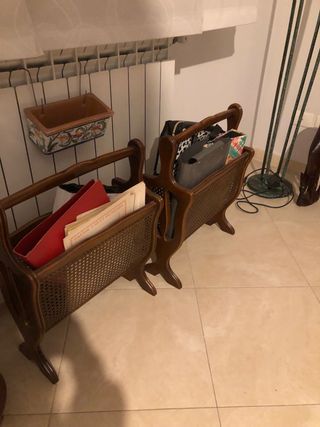 Portariviste in legno