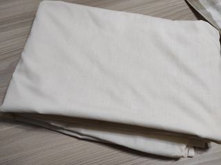 Stoffa colore grezzo, 100%cotone.