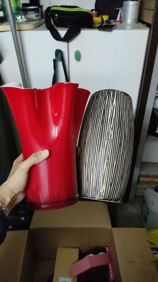 kit di due bellissimi vasi